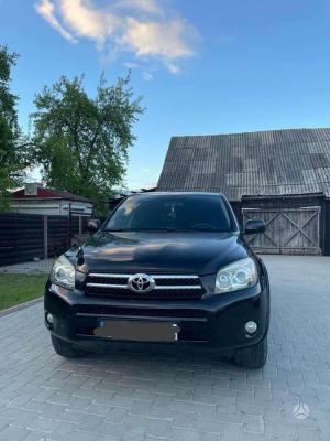 Melns Toyota RAV4 2006 Kėdainiai, ar dzinēja tilpumu 2.20 L un nobraukumu 200 tūkst. km par 4200 €, foto 14 vietnē AUTOMOTO.COM.LV