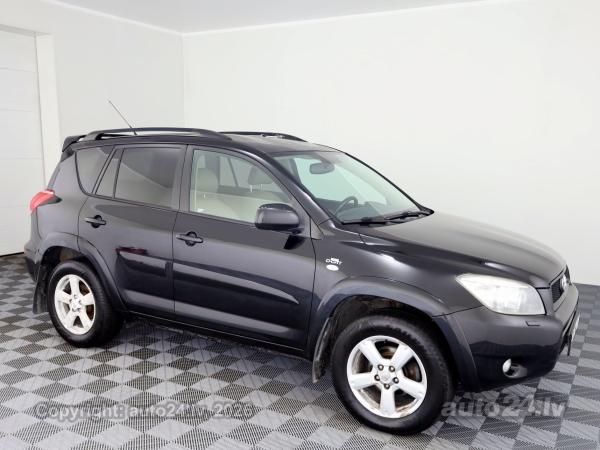 Black Toyota RAV4 2006 in Tallinn, with an engine capacity of 2.20 L and mileage of 263 thousand km for 3399 €, photo 1 on AUTOMOTO.COM.LV