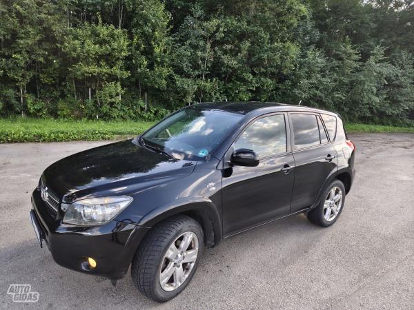 Melns Toyota RAV4 2006 Utena, ar dzinēja tilpumu 2.20 L un nobraukumu 300 tūkst. km par 2000 €, foto 1 vietnē AUTOMOTO.COM.LV