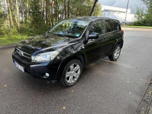 Melns Toyota RAV4 2006 Ukmergė, ar dzinēja tilpumu 2.20 L un nobraukumu 303 tūkst. km par 2600 €, foto 4 vietnē AUTOMOTO.COM.LV