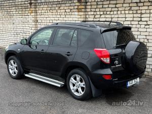 Черный Тойота РАВ 4 2006 в Таллин, объемом двигателя 2.00 л и пробегом 233 тыс. км за 5900 €, фото 8 на AUTOMOTO.COM.LV