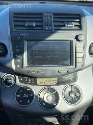 Melns Toyota RAV4 2006 Saldus, ar dzinēja tilpumu 2.20 L un nobraukumu 340 tūkst. km par 4700 €, foto 14 vietnē AUTOMOTO.COM.LV