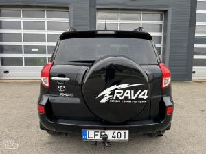 Черный Тойота РАВ 4 2006 в Паневежис, объемом двигателя 2.20 л и пробегом 276 тыс. км за 2699 €, фото 9 на AUTOMOTO.COM.LV