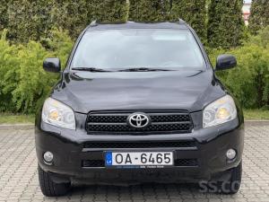 Melns Toyota RAV4 2007 Jelgava, ar dzinēja tilpumu 2.00 L un nobraukumu 0 tūkst. km par 4850 €, foto 2 vietnē AUTOMOTO.COM.LV