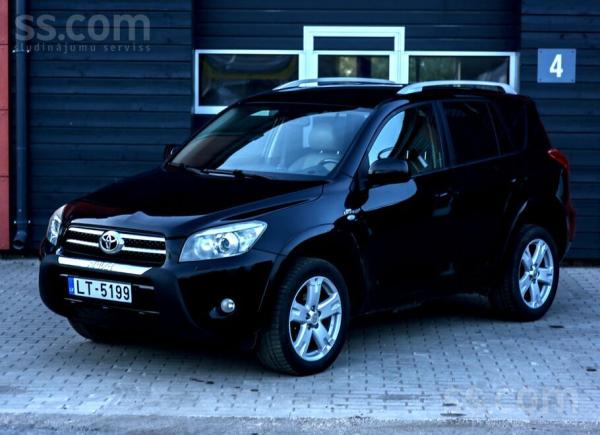 Melns Toyota RAV4 2007 Cēsis, ar dzinēja tilpumu 2.20 L un nobraukumu 257 tūkst. km par 3700 €, foto 4 vietnē AUTOMOTO.COM.LV
