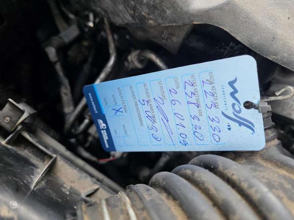 Melns Toyota RAV4 2007 Kauņa, ar dzinēja tilpumu 2.23 L un nobraukumu 223 tūkst. km par 4550 €, foto 7 vietnē AUTOMOTO.COM.LV