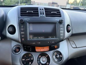 Black Toyota RAV4 2007 in Taurage, with an engine capacity of 2.23 L and mileage of 220 thousand km for 4700 €, photo 23 on AUTOMOTO.COM.LV