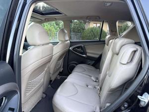 Black Toyota RAV4 2007 in Taurage, with an engine capacity of 2.23 L and mileage of 220 thousand km for 4700 €, photo 26 on AUTOMOTO.COM.LV