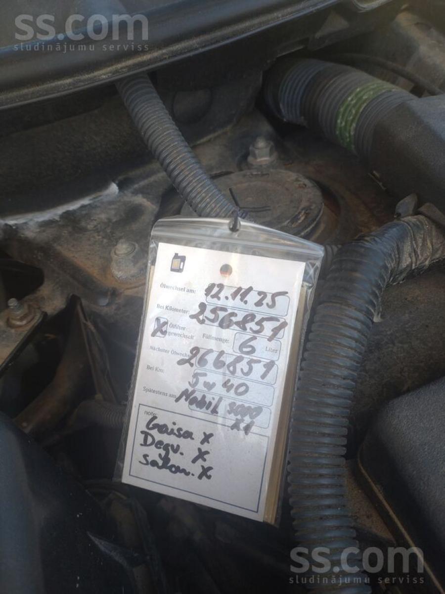 Black Toyota RAV4 2007 in Balvi, with an engine capacity of 2.20 L and mileage of 261 thousand km for 4450 €, photo 17 on AUTOMOTO.COM.LV