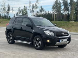 Черный Тойота РАВ 4 2007 в Валмиера, объемом двигателя 2.20 л и пробегом 220 тыс. км за 4850 €, фото 5 на AUTOMOTO.COM.LV