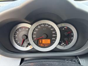 Melns Toyota RAV4 2007 Rīga, ar dzinēja tilpumu 2.00 L un nobraukumu 172 tūkst. km par 3900 €, foto 10 vietnē AUTOMOTO.COM.LV