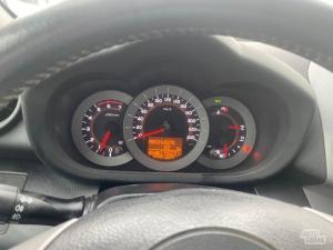 Melns Toyota RAV4 2007 Marijampole, ar dzinēja tilpumu 2.20 L un nobraukumu 178 tūkst. km par 3950 €, foto 10 vietnē AUTOMOTO.COM.LV