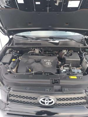 Black Toyota RAV4 2008 in Marijampole, with an engine capacity of 2.23 L and mileage of 203 thousand km for 4700 €, photo 9 on AUTOMOTO.COM.LV