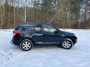 Black Toyota RAV4 2008 in Vilnius, with an engine capacity of 2.00 L and mileage of 206 thousand km for 7400 €, photo 3 on AUTOMOTO.COM.LV