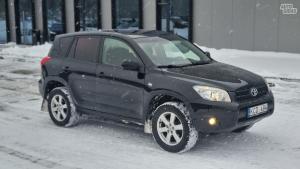 Black Toyota RAV4 2008 in Vilnius, with an engine capacity of 2.00 L and mileage of 237 thousand km for 5000 €, photo 6 on AUTOMOTO.COM.LV