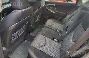 Melns Toyota RAV4 2008 Rīga, ar dzinēja tilpumu 2.00 L un nobraukumu 266 tūkst. km par 4000 €, foto 7 vietnē AUTOMOTO.COM.LV