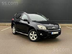 Black Toyota RAV4 2009 in Riga, with an engine capacity of 2.20 L and mileage of 0 thousand km for 3650 €, photo 2 on AUTOMOTO.COM.LV