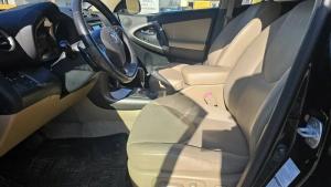 Black Toyota RAV4 2009 in Riga, with an engine capacity of 2.20 L and mileage of 219 thousand km for 5450 €, photo 10 on AUTOMOTO.COM.LV