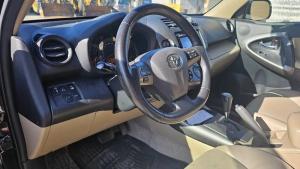 Black Toyota RAV4 2009 in Riga, with an engine capacity of 2.20 L and mileage of 219 thousand km for 5450 €, photo 12 on AUTOMOTO.COM.LV