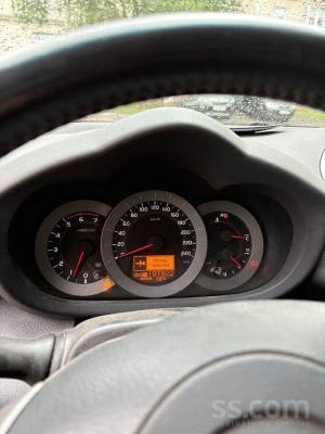 Melns Toyota RAV4 2009 Rīga, ar dzinēja tilpumu 2.20 L un nobraukumu 198 tūkst. km par 6750 €, foto 9 vietnē AUTOMOTO.COM.LV