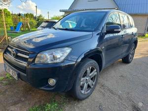 Melns Toyota RAV4 2009 Kauņa, ar dzinēja tilpumu 2.23 L un nobraukumu 412 tūkst. km par 4000 €, foto 3 vietnē AUTOMOTO.COM.LV