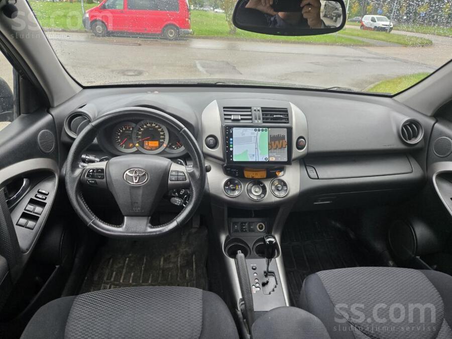 Черный Тойота РАВ 4 2009 в Рига, объемом двигателя 2.00 л и пробегом 254 тыс. км за 5400 €, фото 6 на AUTOMOTO.COM.LV