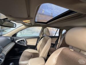 Черный Тойота РАВ 4 2010 в Вильнюс, объемом двигателя 2.50 л и пробегом 122 тыс. км за 9350 €, фото 11 на AUTOMOTO.COM.LV