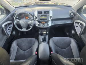 Melns Toyota RAV4 2010 Ogre, ar dzinēja tilpumu 2.20 L un nobraukumu 293 tūkst. km par 7200 €, foto 14 vietnē AUTOMOTO.COM.LV