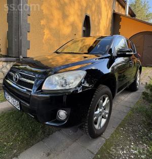 Melns Toyota RAV4 2010 Jēkabpils, ar dzinēja tilpumu 2.20 L un nobraukumu 312 tūkst. km par 7000 €, foto 6 vietnē AUTOMOTO.COM.LV