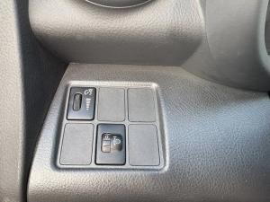 Melns Toyota RAV4 2010 Daugavpils, ar dzinēja tilpumu 2.20 L un nobraukumu 236 tūkst. km par 7350 €, foto 21 vietnē AUTOMOTO.COM.LV