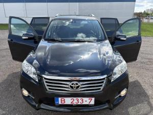 Melns Toyota RAV4 2010 Daugavpils, ar dzinēja tilpumu 2.20 L un nobraukumu 236 tūkst. km par 7350 €, foto 36 vietnē AUTOMOTO.COM.LV