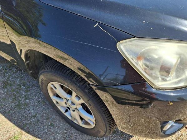 Melns Toyota RAV4 2010 Tauragė, ar dzinēja tilpumu 2.23 L un nobraukumu 221 tūkst. km par 2800 €, foto 10 vietnē AUTOMOTO.COM.LV
