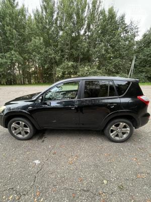 Melns Toyota RAV4 2010 Plungė, ar dzinēja tilpumu 2.20 L un nobraukumu 268 tūkst. km par 6300 €, foto 9 vietnē AUTOMOTO.COM.LV