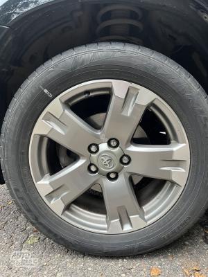 Melns Toyota RAV4 2010 Plungė, ar dzinēja tilpumu 2.20 L un nobraukumu 268 tūkst. km par 6300 €, foto 17 vietnē AUTOMOTO.COM.LV
