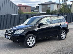 Melns Toyota RAV4 2010 Viļņa, ar dzinēja tilpumu 2.20 L un nobraukumu 333 tūkst. km par 3250 €, foto 7 vietnē AUTOMOTO.COM.LV
