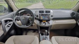 Melns Toyota RAV4 2011 Rīga, ar dzinēja tilpumu 2.20 L un nobraukumu 191 tūkst. km par 7300 €, foto 16 vietnē AUTOMOTO.COM.LV