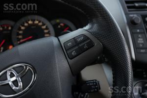 Black Toyota RAV4 2011 in Jelgava, with an engine capacity of 2.00 L and mileage of 145 thousand km for 11500 €, photo 28 on AUTOMOTO.COM.LV