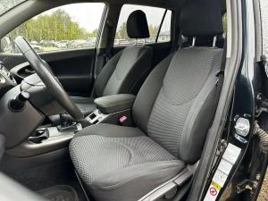 Melns Toyota RAV4 2011 Jelgava, ar dzinēja tilpumu 2.20 L un nobraukumu 231 tūkst. km par 6500 €, foto 9 vietnē AUTOMOTO.COM.LV