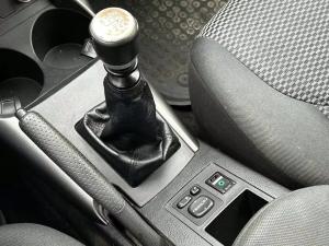 Melns Toyota RAV4 2011 Jelgava, ar dzinēja tilpumu 2.20 L un nobraukumu 231 tūkst. km par 6500 €, foto 23 vietnē AUTOMOTO.COM.LV