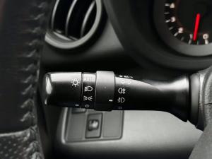 Melns Toyota RAV4 2011 Jelgava, ar dzinēja tilpumu 2.20 L un nobraukumu 231 tūkst. km par 6500 €, foto 25 vietnē AUTOMOTO.COM.LV