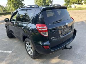 Melns Toyota RAV4 2011 Tauragė, ar dzinēja tilpumu 2.23 L un nobraukumu 228 tūkst. km par 4500 €, foto 5 vietnē AUTOMOTO.COM.LV