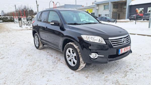 Melns Toyota RAV4 2012 Ogre, ar dzinēja tilpumu 2.20 L un nobraukumu 262 tūkst. km par 8150 €, foto 1 vietnē AUTOMOTO.COM.LV