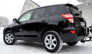Melns Toyota RAV4 2012 Kauņa, ar dzinēja tilpumu 2.20 L un nobraukumu 230 tūkst. km par 7500 €, foto 14 vietnē AUTOMOTO.COM.LV