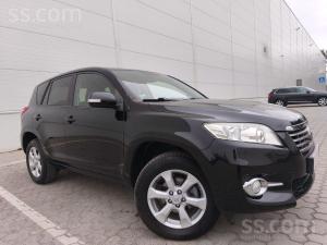 Melns Toyota RAV4 2012 Rīga, ar dzinēja tilpumu 2.20 L un nobraukumu 0 tūkst. km par 8200 €, foto 3 vietnē AUTOMOTO.COM.LV