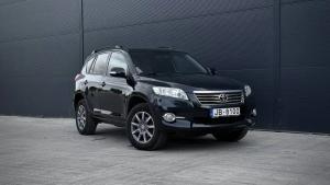 Melns Toyota RAV4 2012 Rīga, ar dzinēja tilpumu 2.00 L un nobraukumu 119 tūkst. km par 8195 €, foto 5 vietnē AUTOMOTO.COM.LV