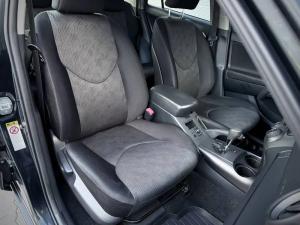 Melns Toyota RAV4 2012 Rīga, ar dzinēja tilpumu 2.00 L un nobraukumu 119 tūkst. km par 8195 €, foto 11 vietnē AUTOMOTO.COM.LV