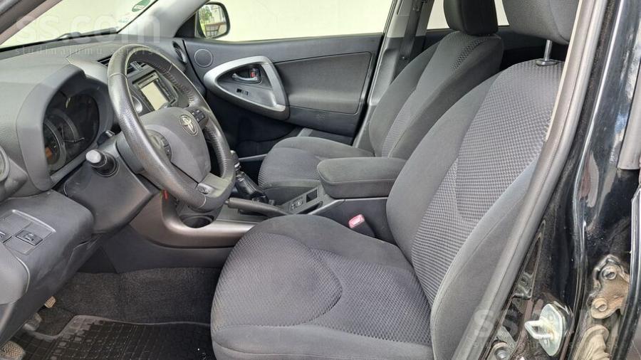 Melns Toyota RAV4 2012 Ogre, ar dzinēja tilpumu 2.20 L un nobraukumu 283 tūkst. km par 7950 €, foto 15 vietnē AUTOMOTO.COM.LV