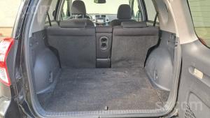 Melns Toyota RAV4 2012 Ogre, ar dzinēja tilpumu 2.20 L un nobraukumu 283 tūkst. km par 7950 €, foto 22 vietnē AUTOMOTO.COM.LV