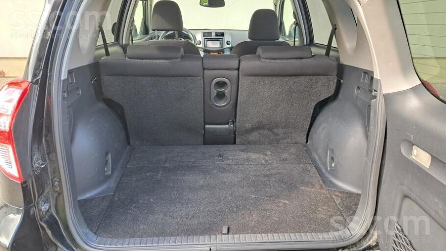 Melns Toyota RAV4 2012 Ogre, ar dzinēja tilpumu 2.20 L un nobraukumu 283 tūkst. km par 7950 €, foto 22 vietnē AUTOMOTO.COM.LV