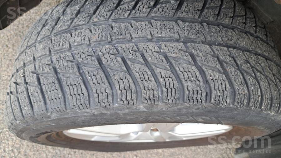 Melns Toyota RAV4 2012 Ogre, ar dzinēja tilpumu 2.20 L un nobraukumu 283 tūkst. km par 7950 €, foto 24 vietnē AUTOMOTO.COM.LV